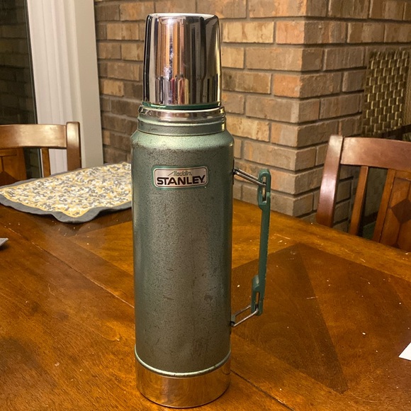 Stanley | Kitchen | Aladdin Stanley Thermos32 Oz A944dh Handle Usa ...